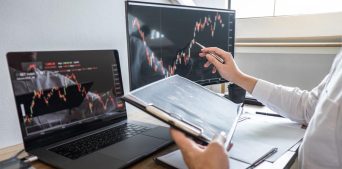 Technical Analysis Tools for Intraday Trading Success - Share India