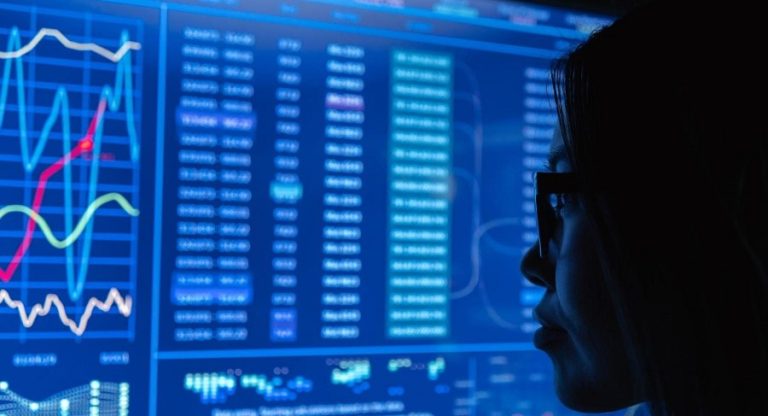 Identify Stock Trends & Patterns Using Share Trading Platforms - Share India